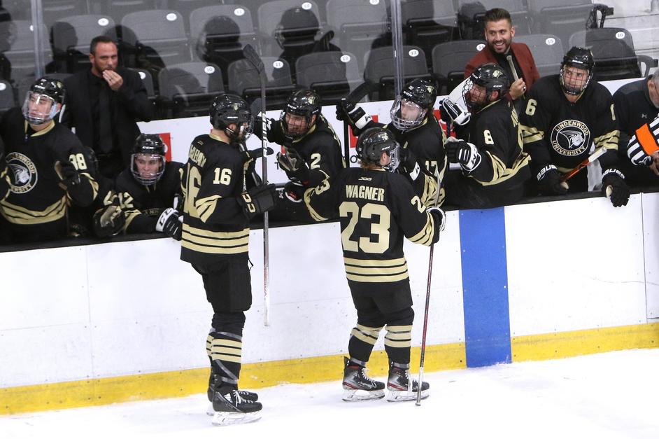 M2 Lindenwood Sweeps Series from Maryville | American Collegiate Hockey ...
